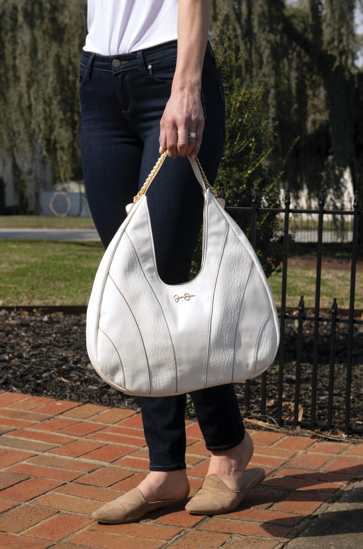 2024 Spring Lookbook - Hamrick's, Inc.